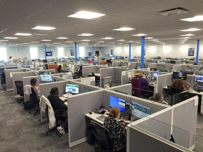 Feds raise concerns about long call center wait times | News, Sports ...